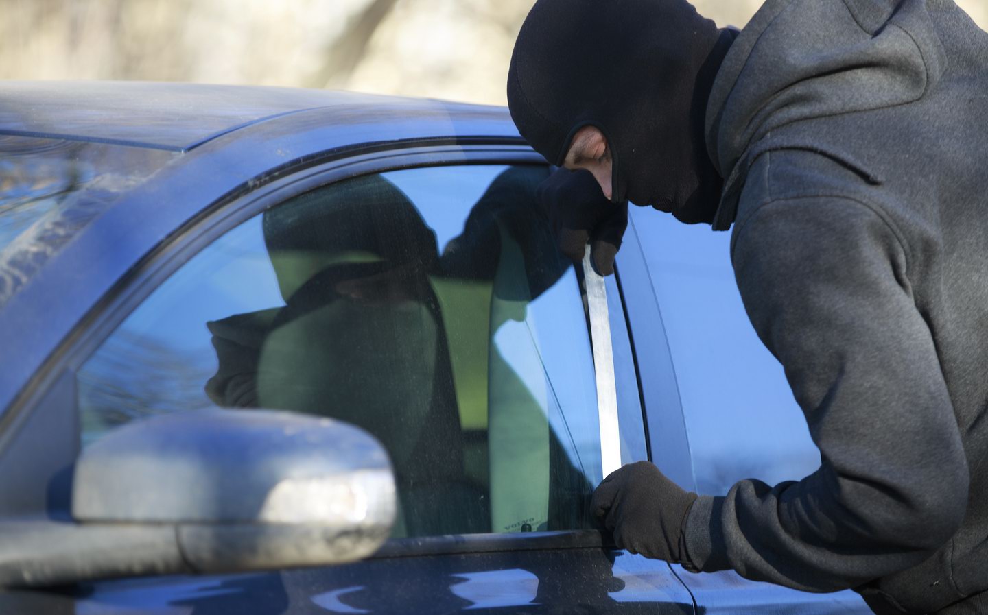 How To Block My Car Key Signal To Prevent Keyless Vehicle Theft